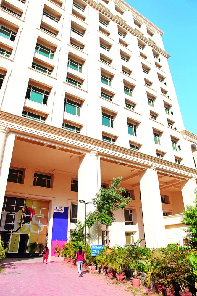 IBS Hyderabad vs ISB Hyderabad