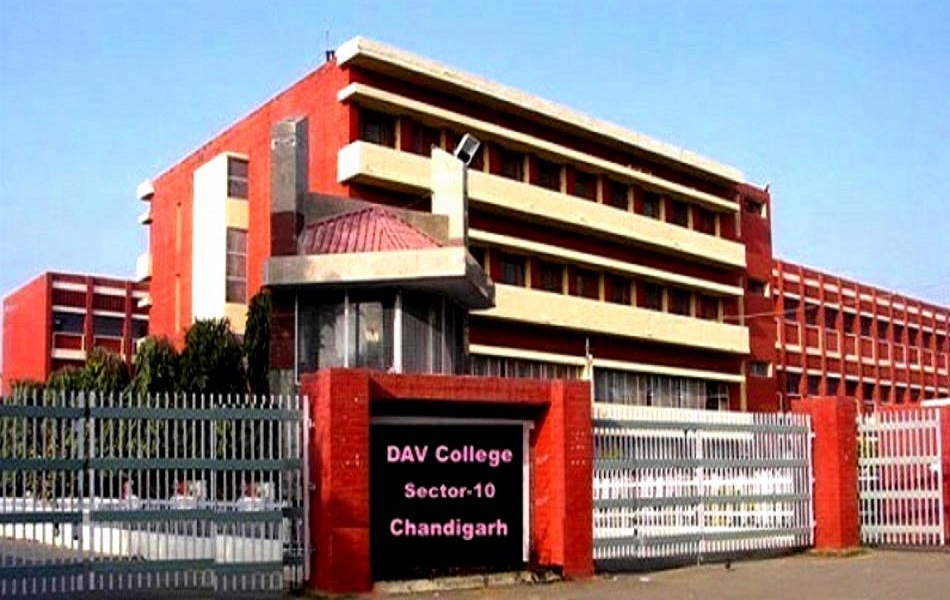 DAV College Chandigarh vs MCM DAV