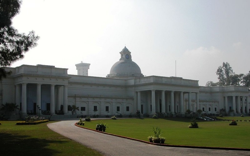 IIT Roorkee MTech Admission 2024: Cutoff, Fees, Eligibility, Seats ...