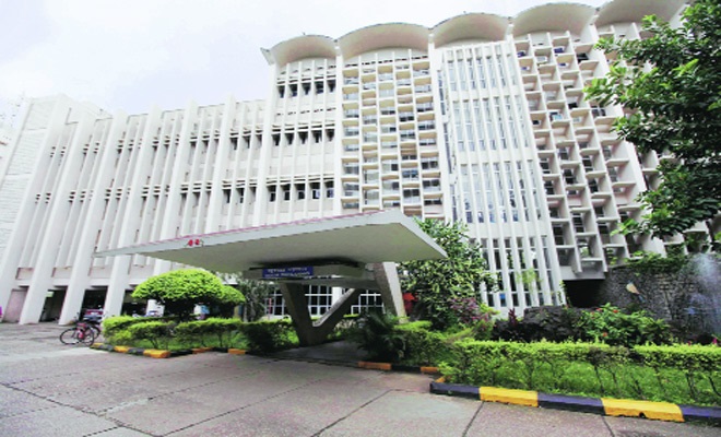 IIT Bombay B.Tech Engineering Physics: Cutoff, Placements, Fees, Admission