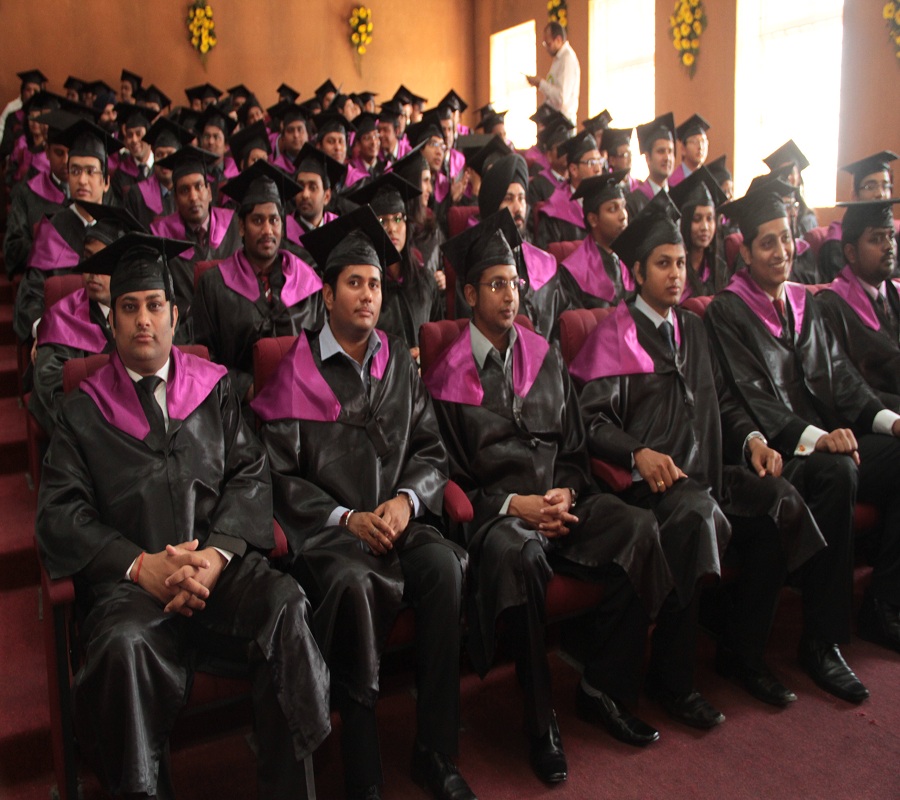 IIM Ranchi Courses & Fees 2025