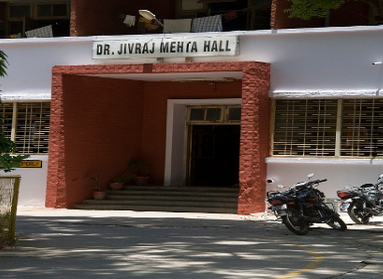 MSU Baroda Hostel Fees 2025, Facilities, Rooms, Food, Photos