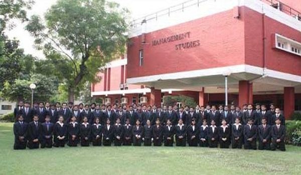 FMS Delhi Executive MBA : Eligibility, Fees, Timing, Placement