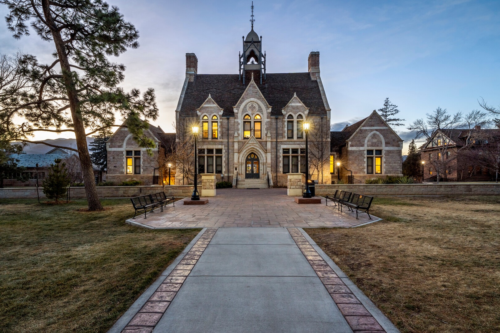 Colorado College Admissions 2025: Acceptance Rate & Application Deadline