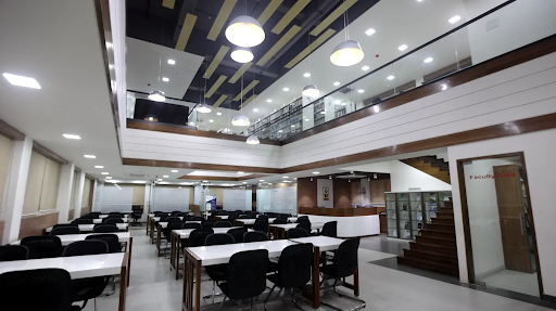 Vivekanand Business School Mumbai: Fees, Admission 2025, Courses ...