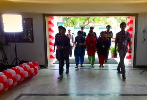 SRM University (Vadapalani Campus): Fees, Admission 2025, Courses ...