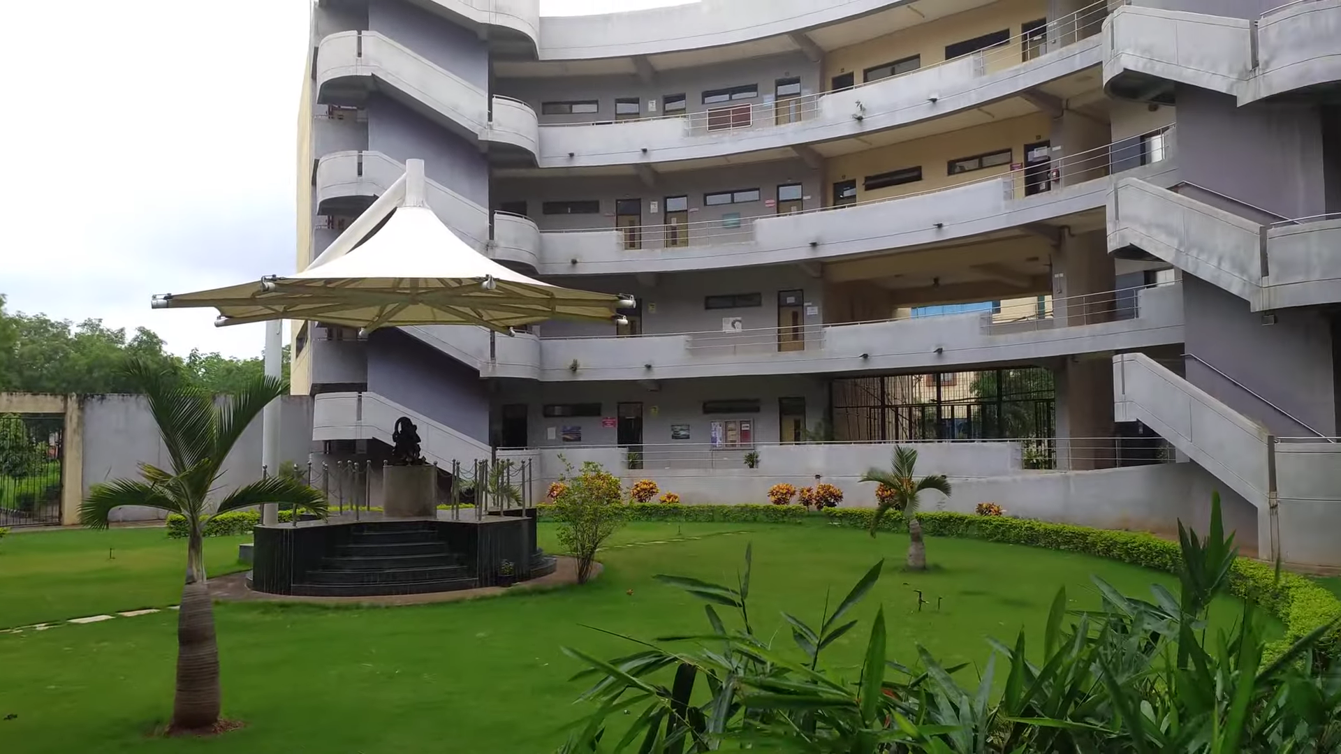 ITM University Raipur: Fees, Admission 2025, Courses, Cutoff, Ranking ...