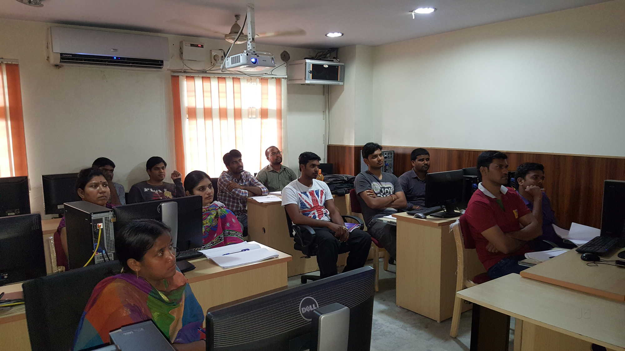 COSS IT Training - Collegedunia