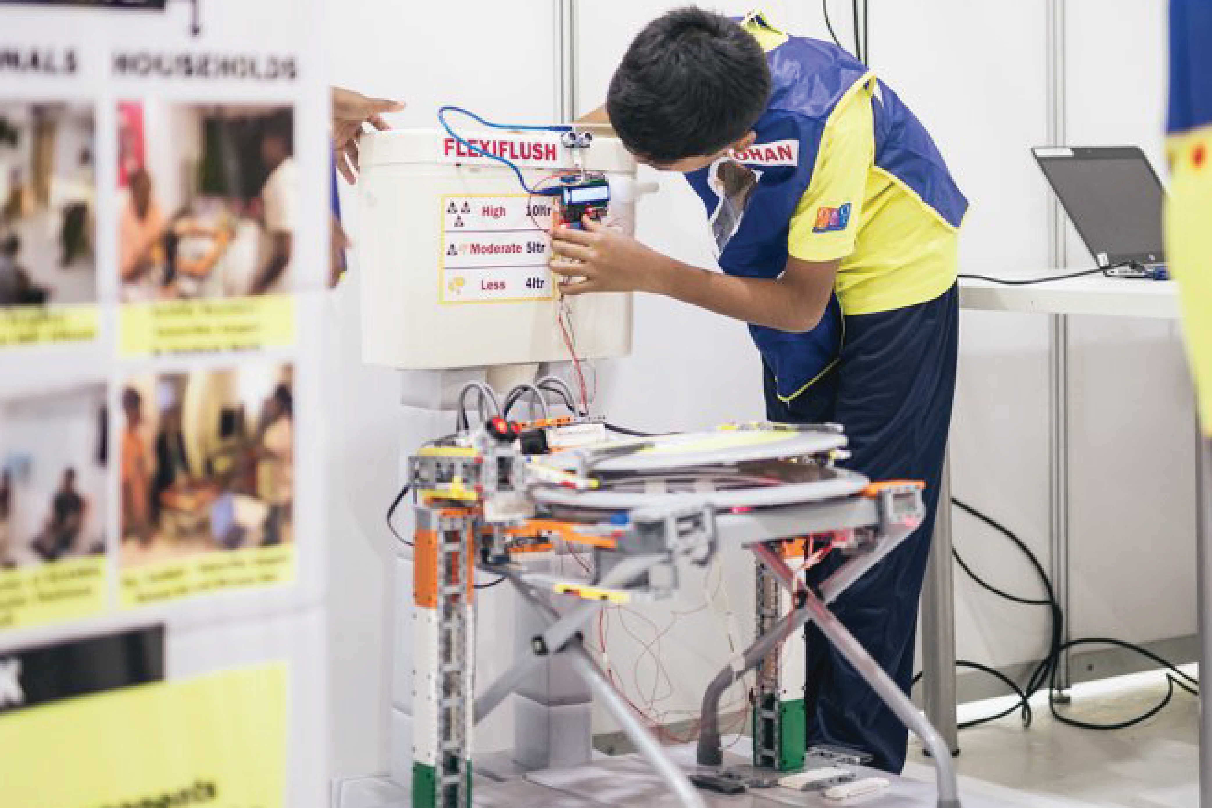 OMOTEC, Mumbai: CODING, Expert Math Coder