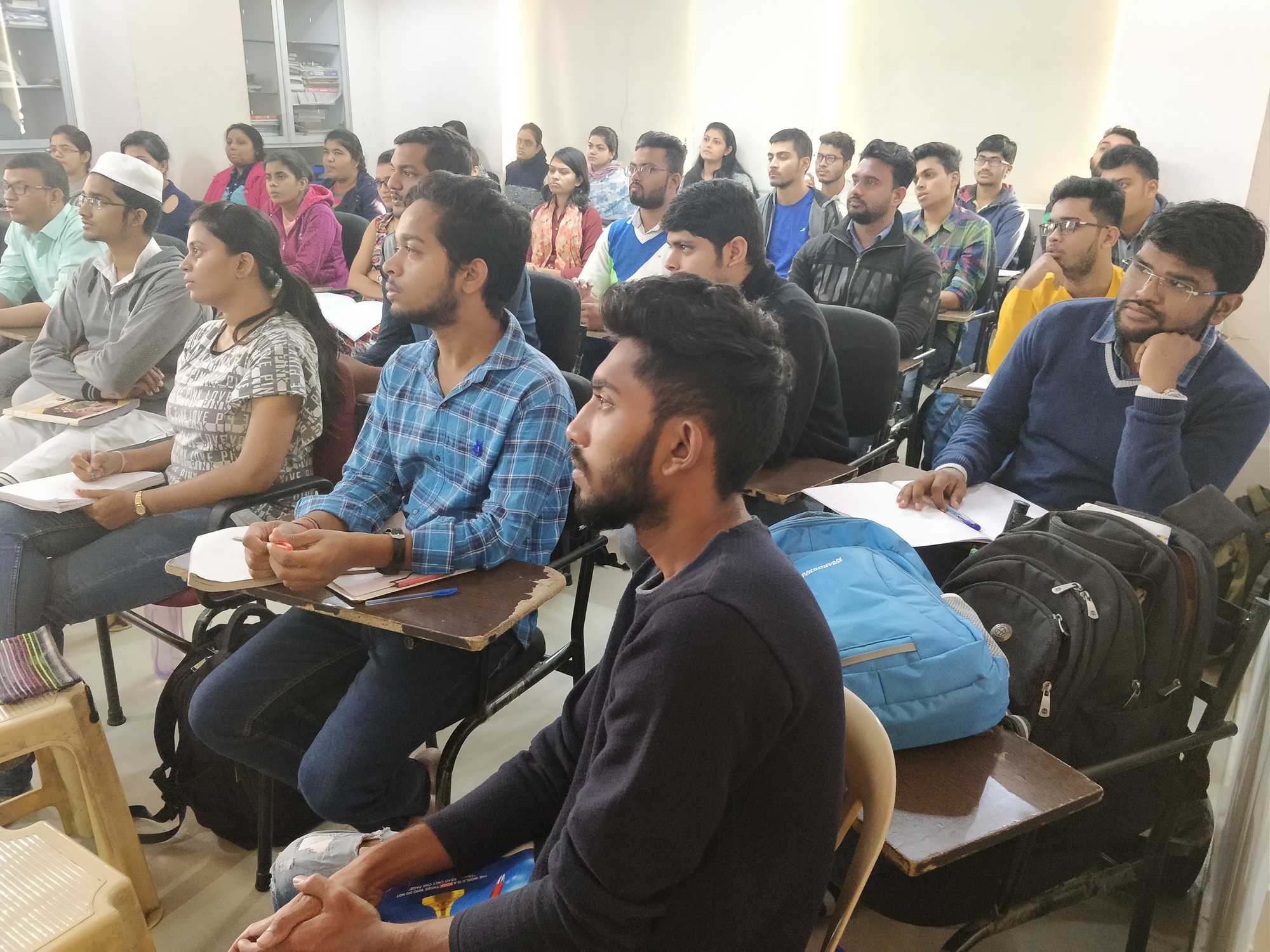 Vision IAS,: Features, Contact details, Course and Fee Structure ...