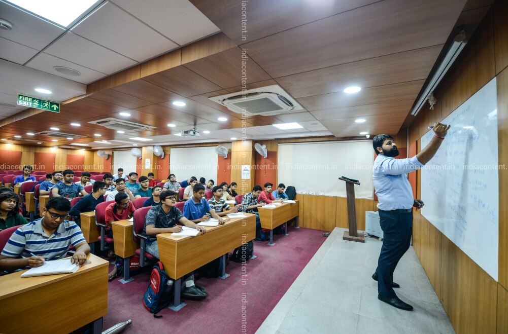 FIITJEE Kalu Sarai: Fees, Contact, Courses, Reviews, Hostels