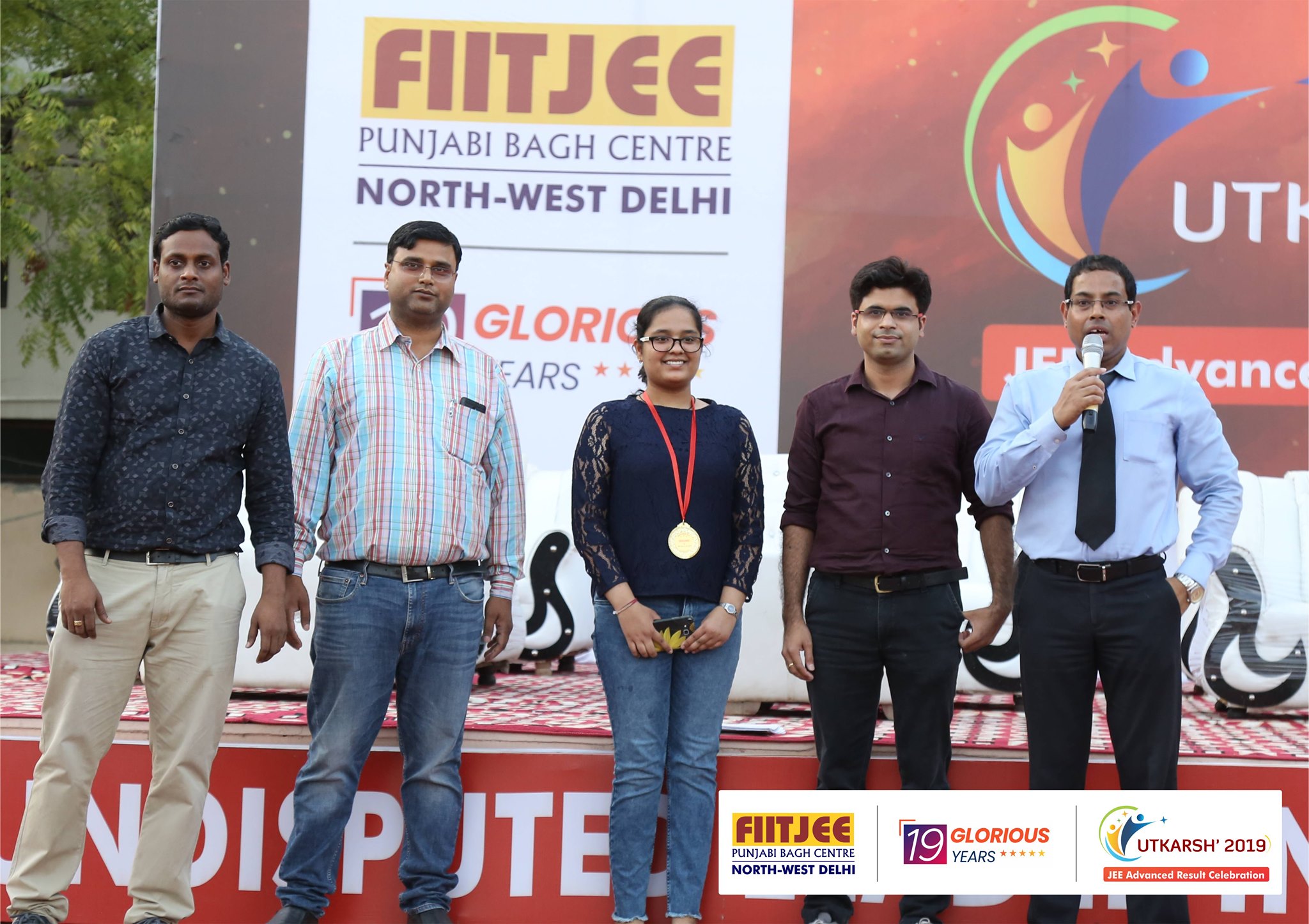 FIITJEE Punjabi Bagh: Fees, Contact, Hostels, Courses, Reviews