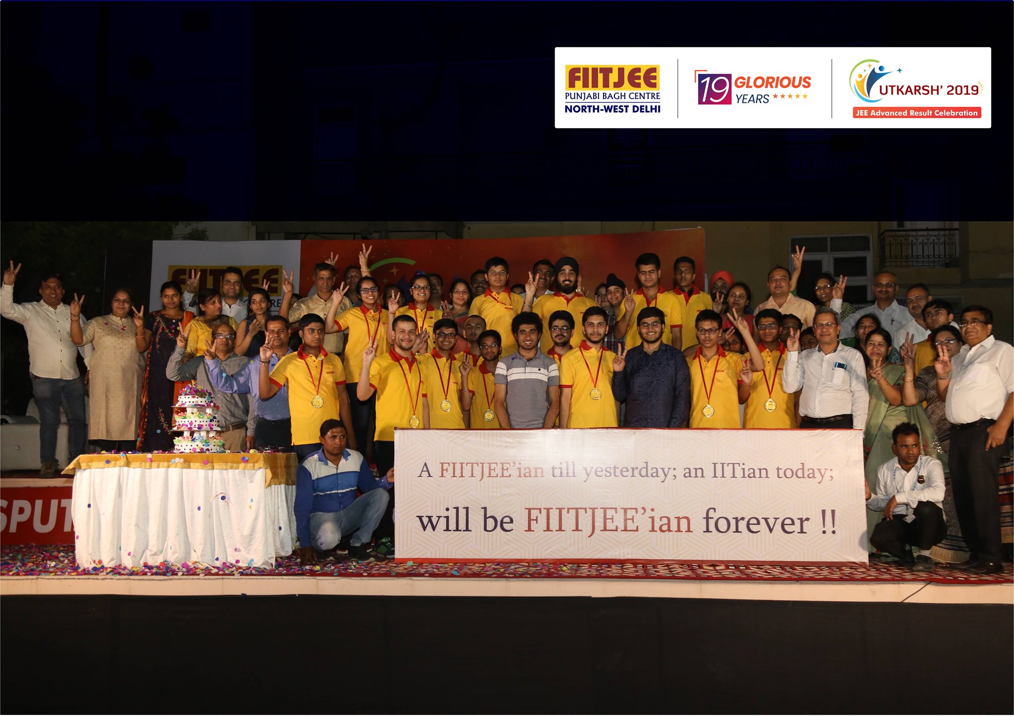 FIITJEE Punjabi Bagh: Fees, Contact, Hostels, Courses, Reviews