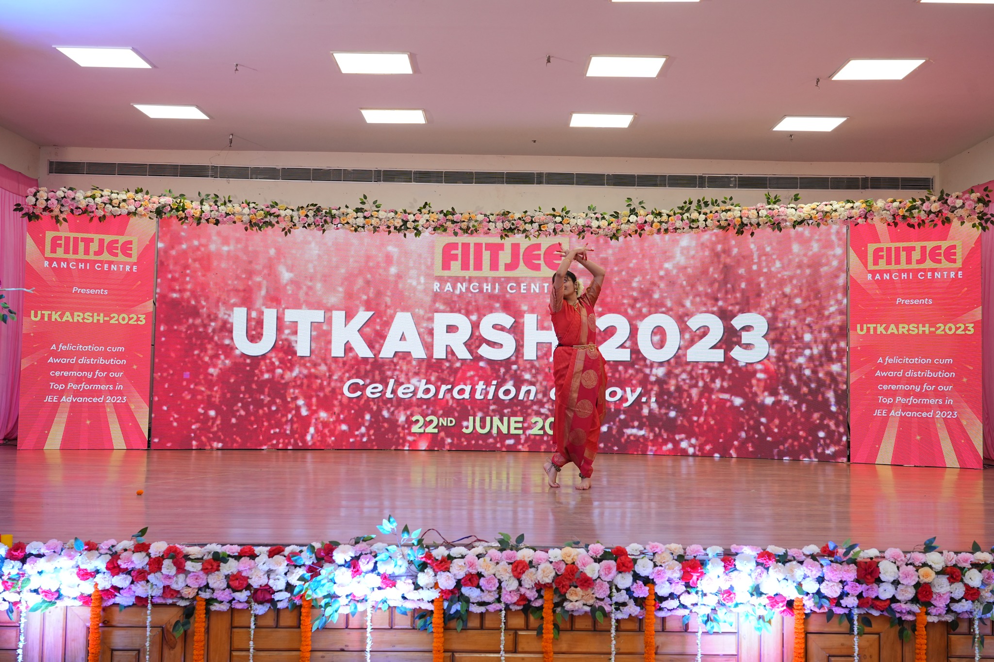 FIITJEE Ranchi: Courses & Fees