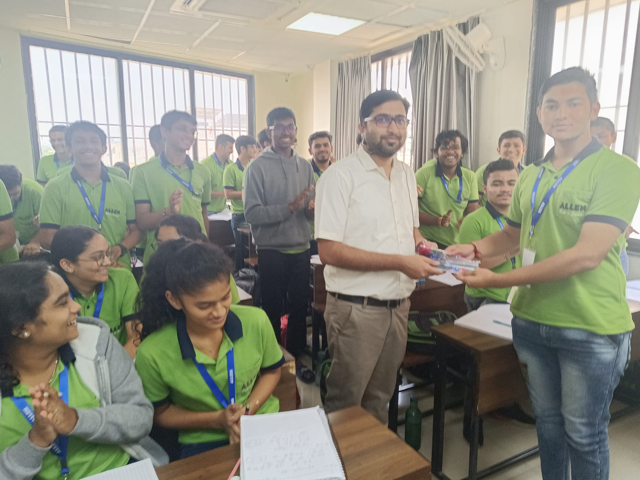 Allen Surat: Courses & Fees