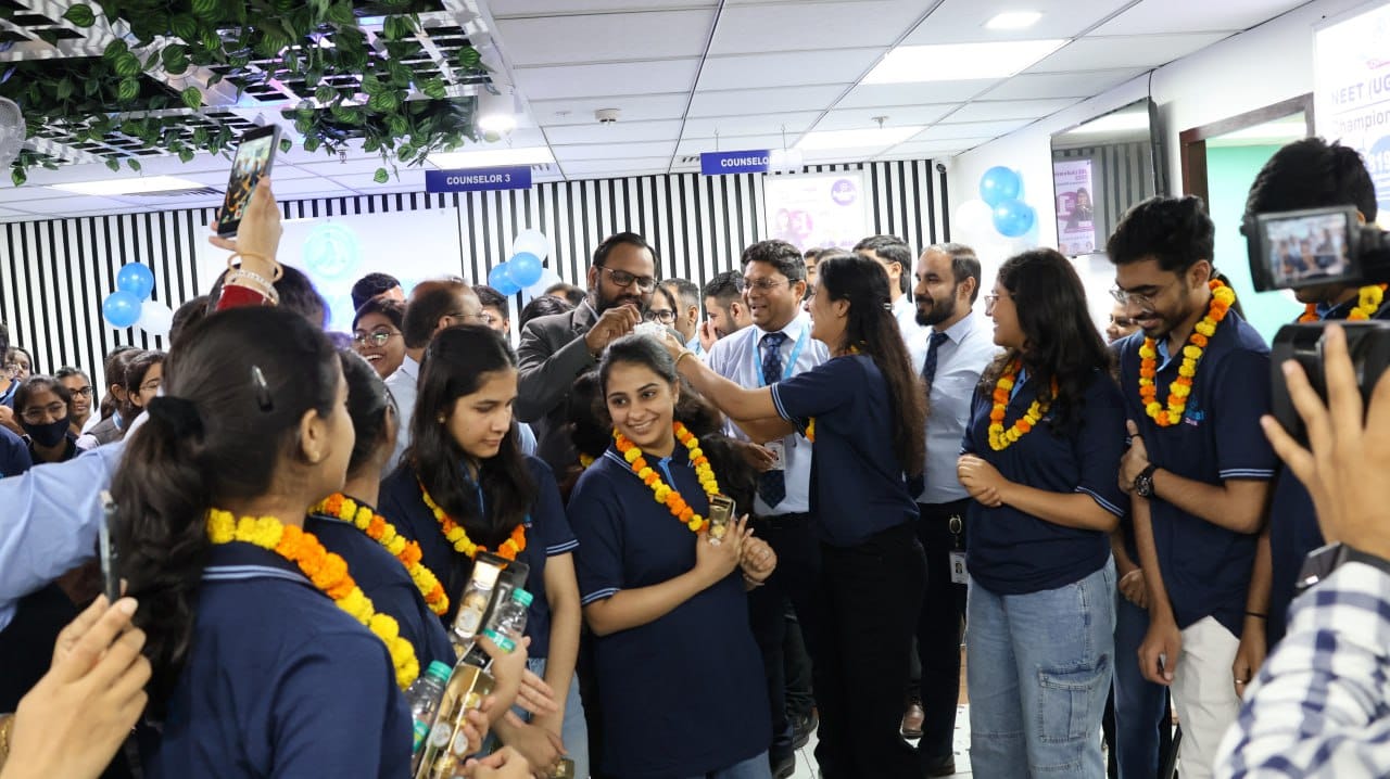 Aakash Institute Gurgaon: Fees 2025, Contact Number, Reviews, Courses ...