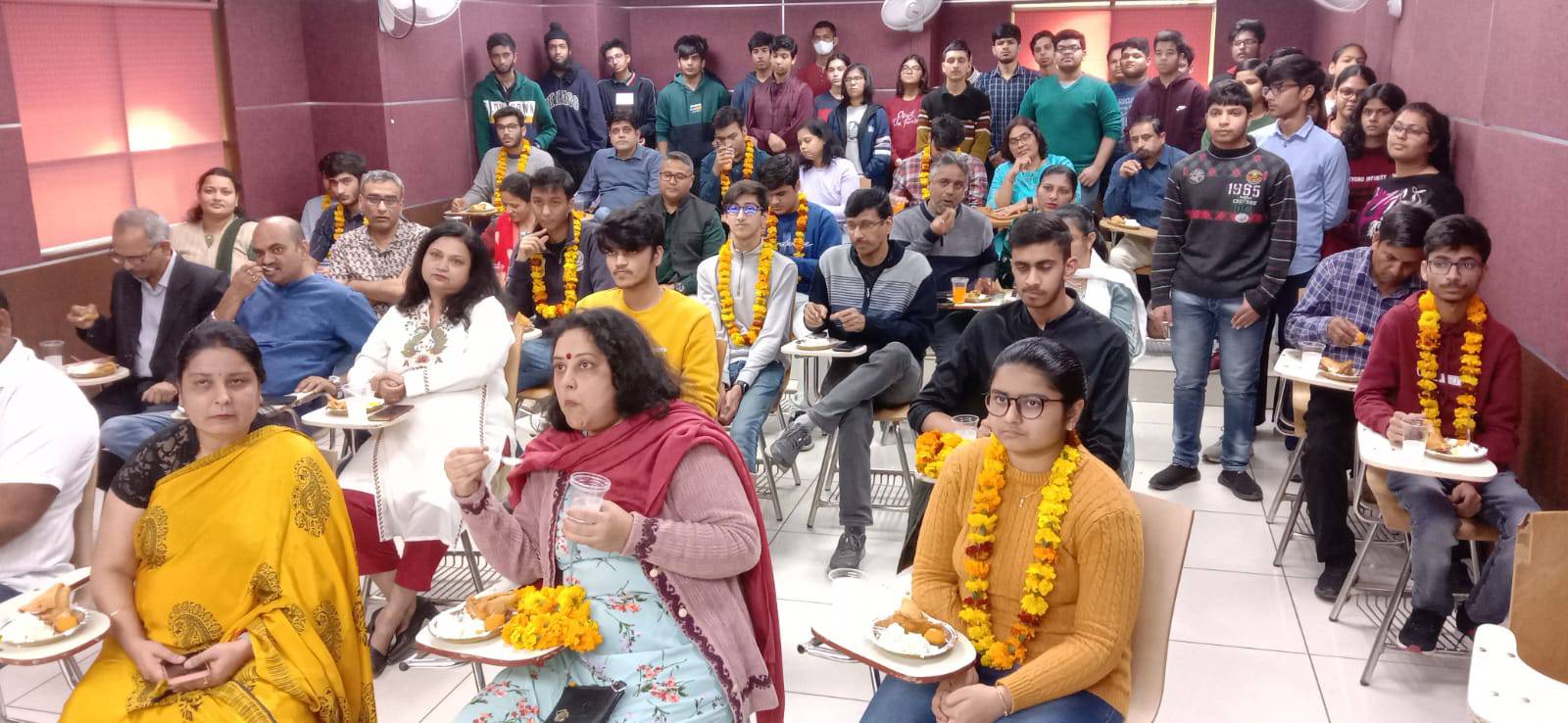 VMC Greater Noida: Contact Number, Fees, Reviews, Courses