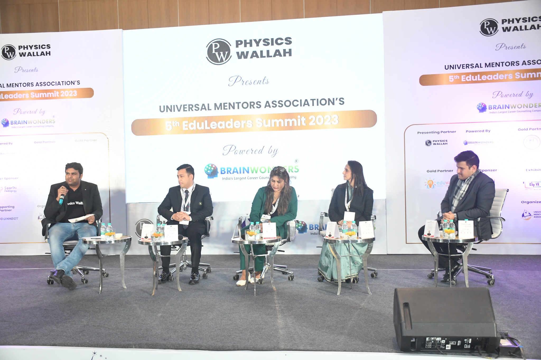 Physics Wallah Prayagraj: Fees 2025, Contact Number, Reviews, Courses