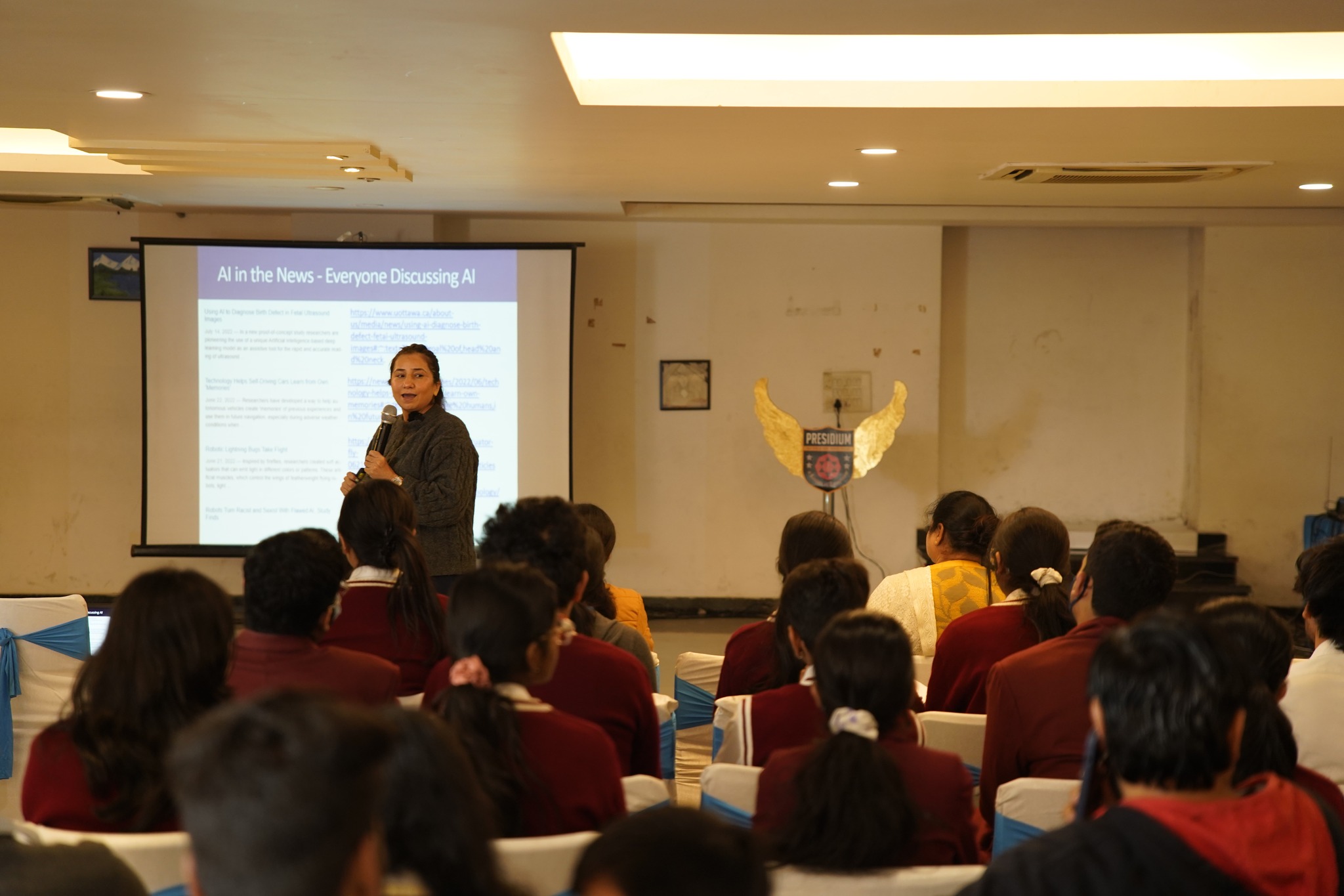 Physics Wallah Faridabad: Fees 2025, Contact Number, Reviews, Courses