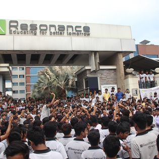 Resonance Nashik: Fees, Hostels, Contact, Courses, Reviews