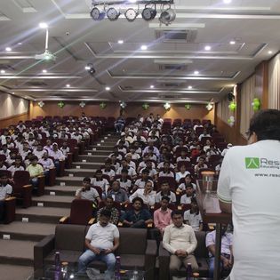 Resonance Patna: Fees 2025, Hostels, Contact, Courses, Reviews