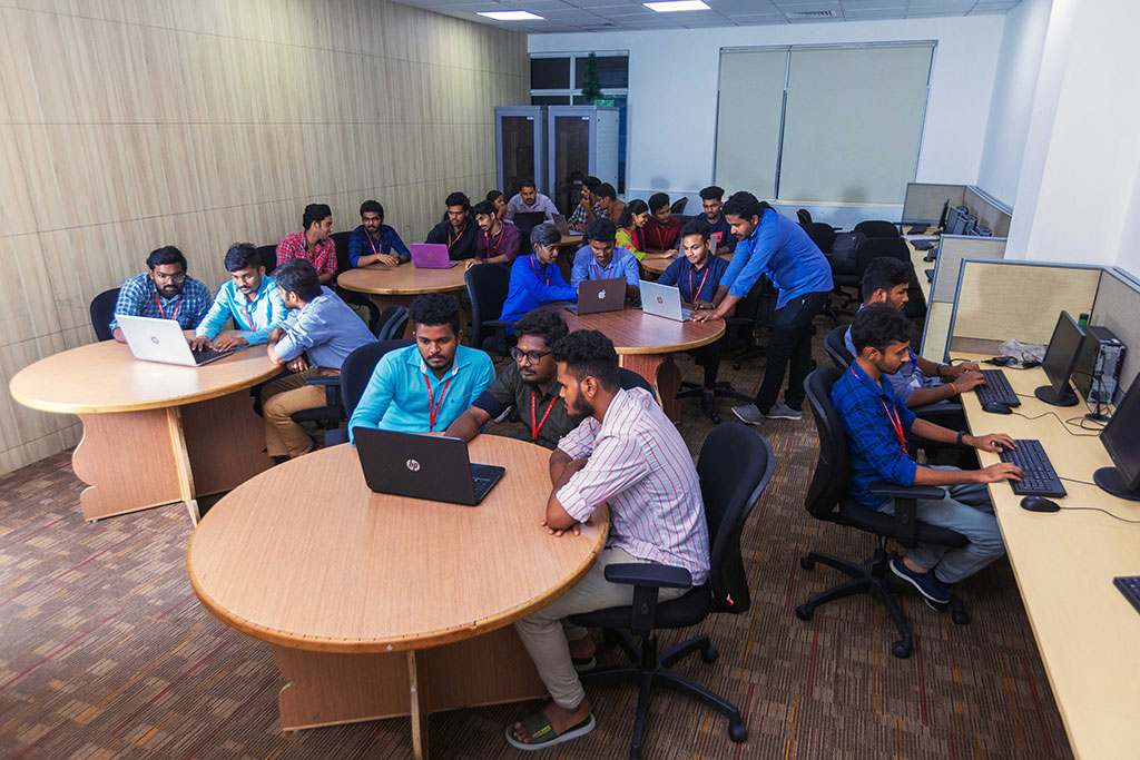 Kgisl Microcollege Features Contact Details Course And Fee Structure Faqs 