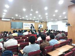 Vision IAS Karol Bagh: Courses and Fees