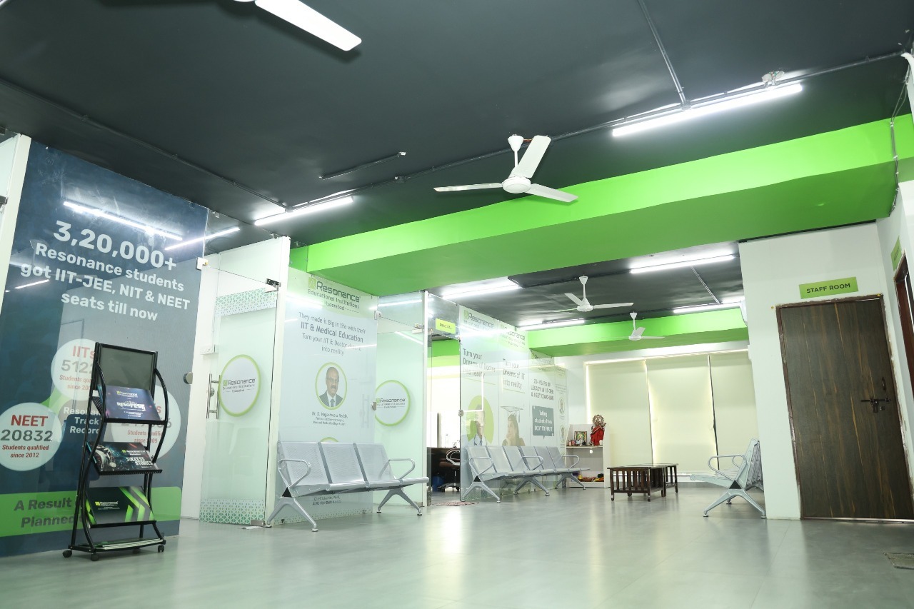 Resonance Hyderabad: Courses & Fees