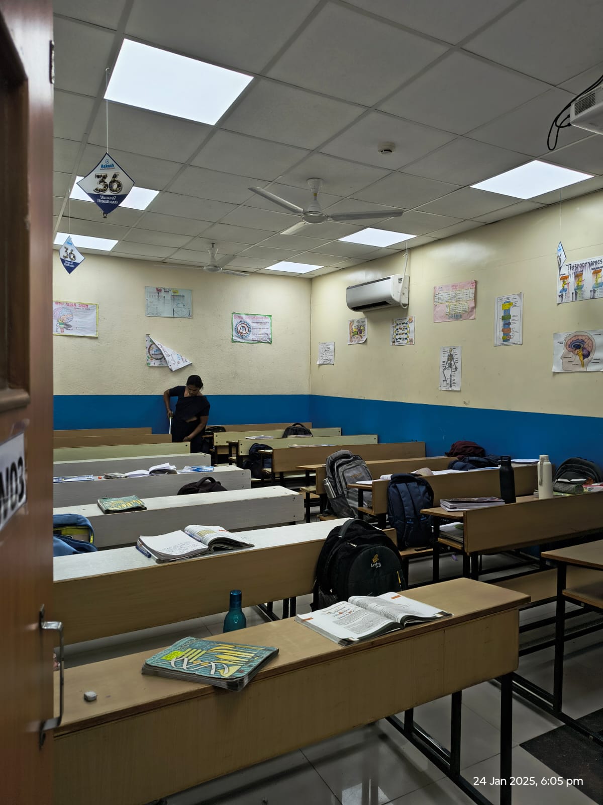 Aakash Institute Kukatpally: Fees 2025, Contact number, Address, Hostel ...