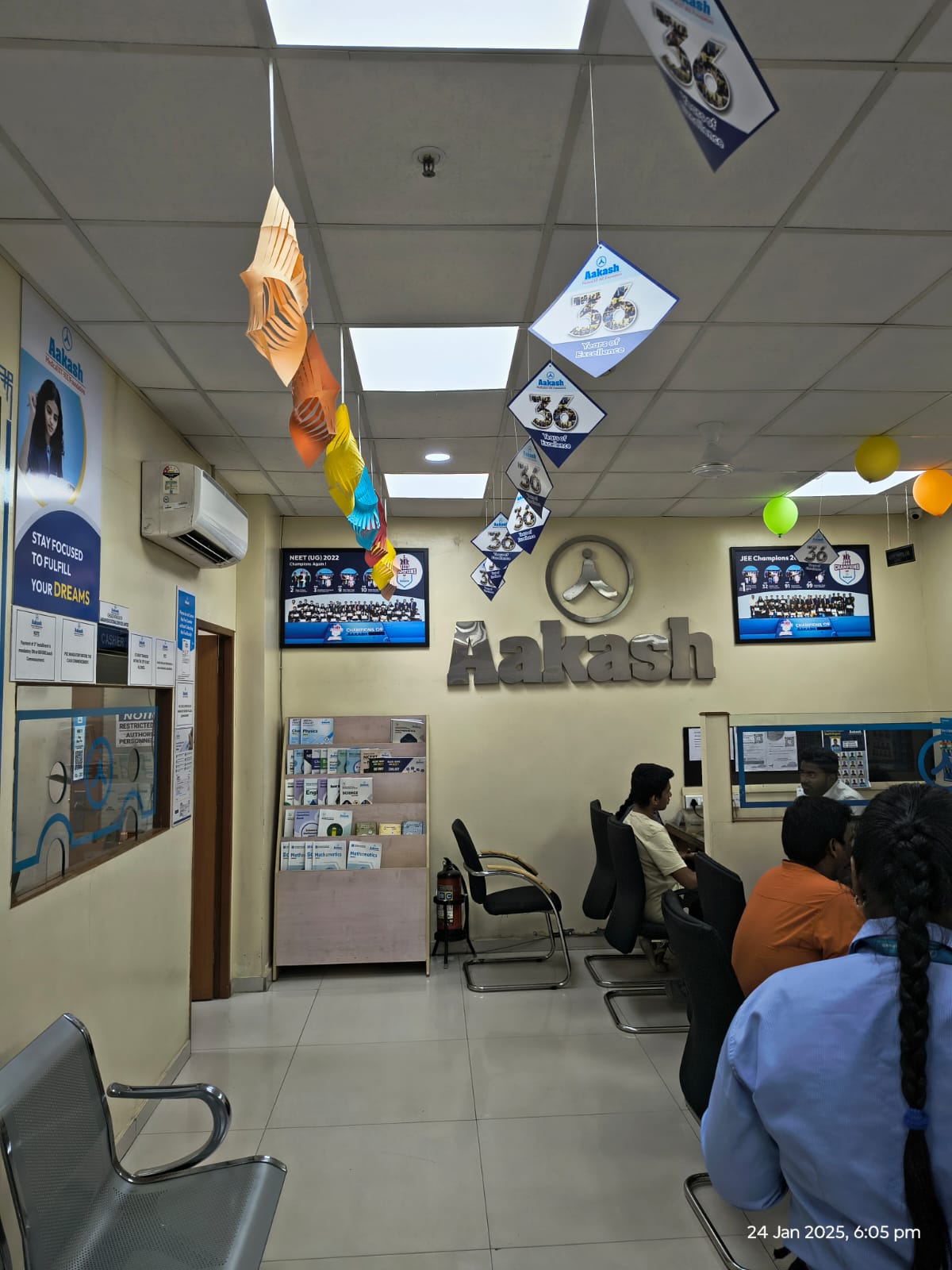 Aakash Institute Kukatpally: Fees 2025, Contact number, Address, Hostel ...