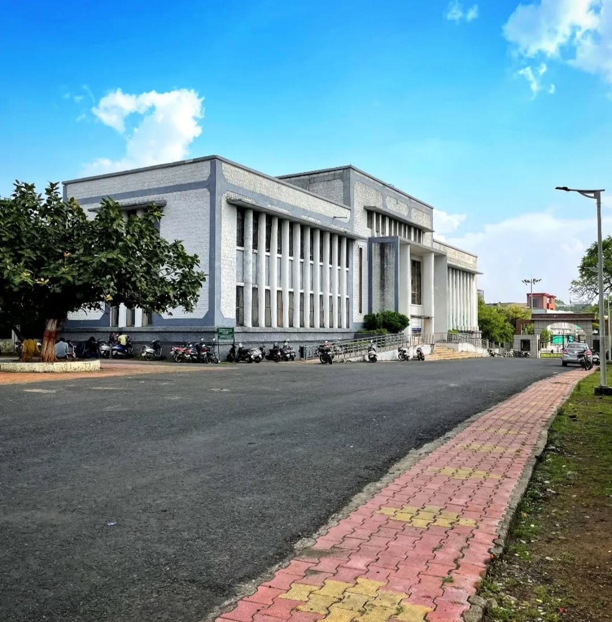 Dr. Hari singh Gour University Sagar Cutoff 2025: Check Category and ...