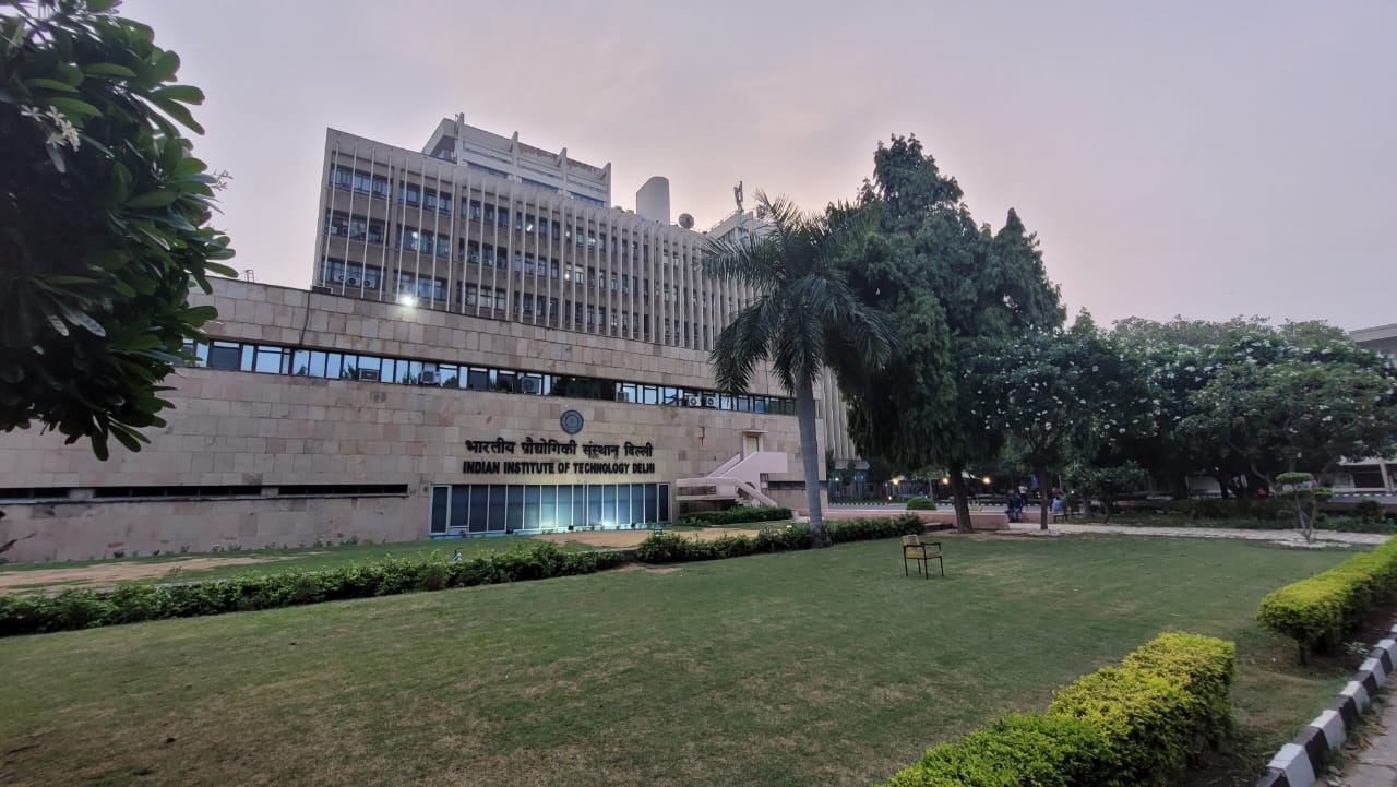 IIT Delhi Courses & Fees 2025