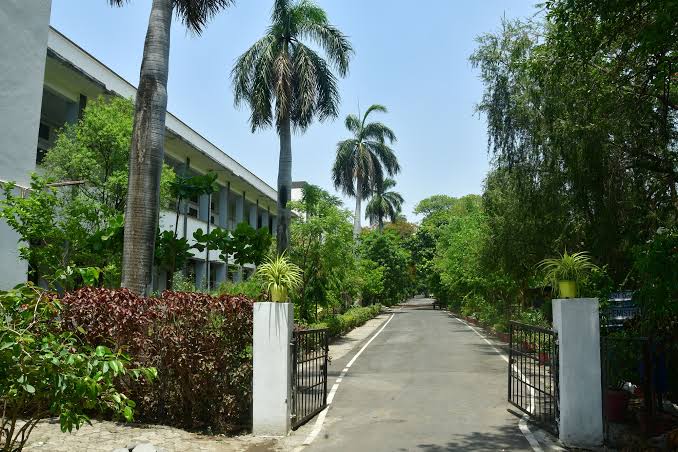 SGSITS: Fees, Admission 2025, Courses, Cutoff, Ranking, Placement