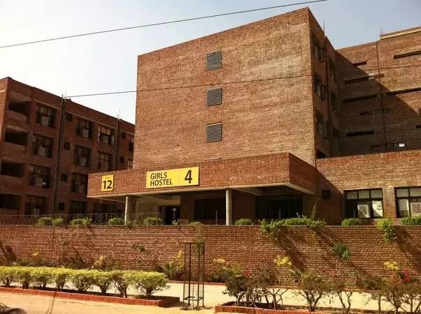 LPU Fees Structure 2024-25: Course Wise Fees, Hostel Fees, Registration ...