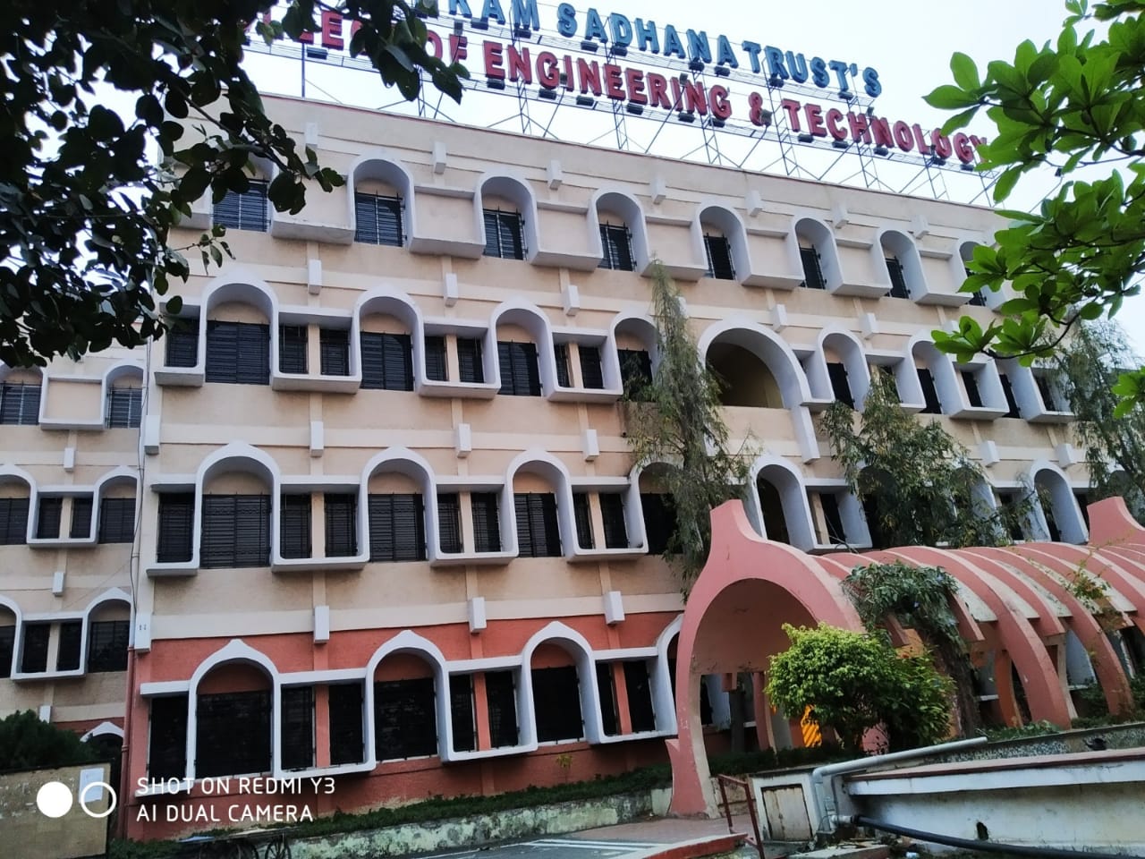 SSBT's College of Engineering and Technology Jalgaon: Fees, Admission ...